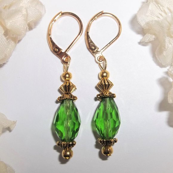 wvluckygirl | Jewelry | Green And Gold Earrings Dangle Drop Set Pair ...